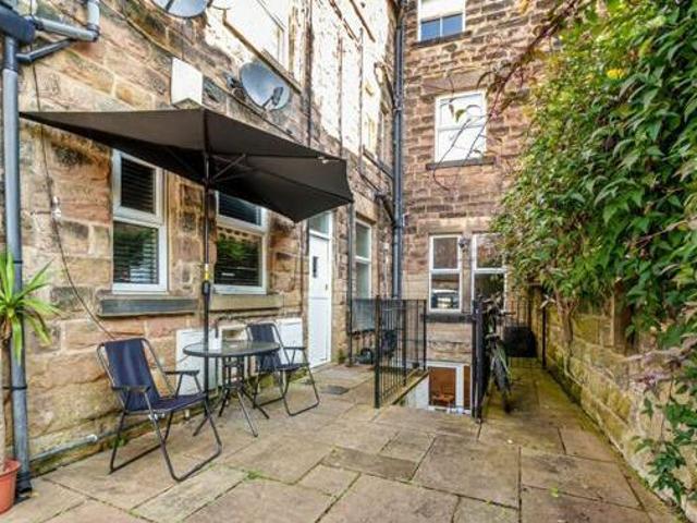 Valley Drive, Harrogate, 2 Bedroom Flat