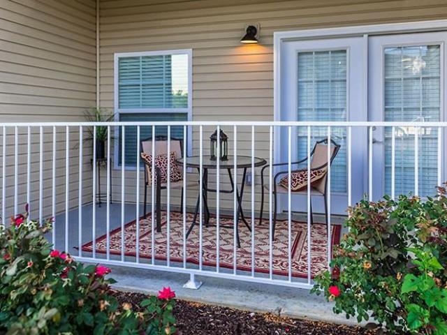 Valley Farms Apartment Homes 3 Bedroom Apartment for Rent at 10200 Renaissance Valley Way, Louisville, KY 40272 Valley Station