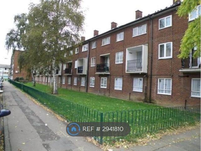 Valley House, London N9, 4 bed flat to rent, £2,500 pcm | PrimeLocation