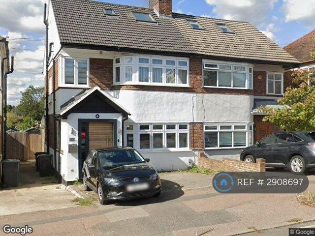 Valley Hill, Loughton, IG10 4 bed semi detached house to rent £3,599 pcm £831 pw