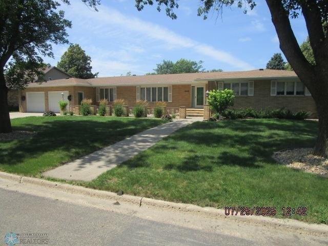 Valley St, Wahpeton, Home For Sale