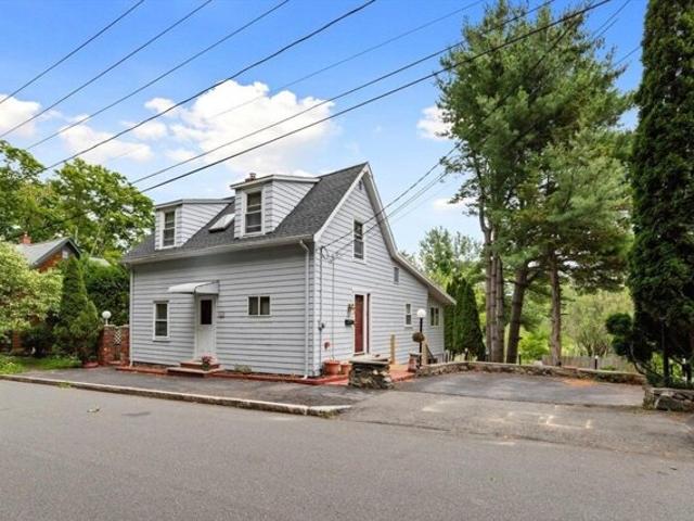 Valley St, Wakefield, Home For Sale