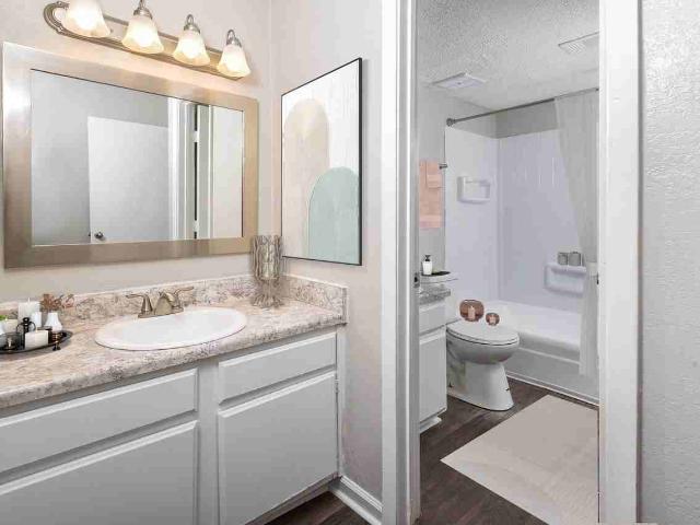 Valley Station Apartment Homes 1 Bedroom Apartment for Rent at 834 Golden Gate Ln, Birmingham, AL 35209 Glen Iris