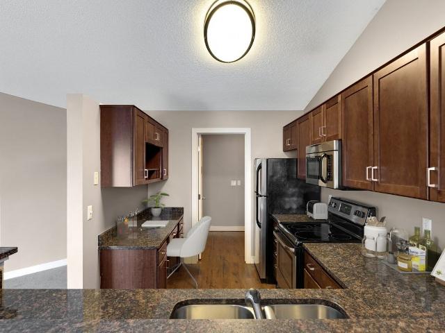 Valley Pond 1 Bedroom Apartment for Rent at 5520 142nd St W, Apple Valley, MN 55124