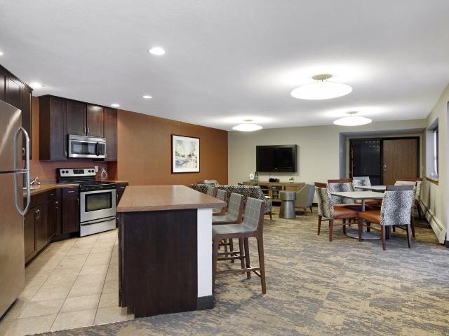 Valley Pond 2 Bedroom Apartment for Rent at 5520 142nd St W, Apple Valley, MN 55124