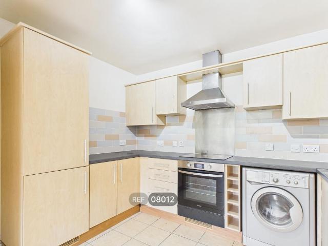 Valley Park View, Peterborough PE2, 2 bed flat to rent, £950 pcm | PrimeLocation