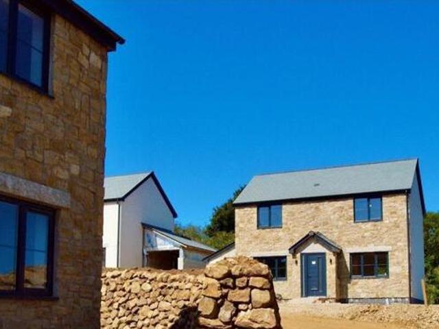 Valley Park View, Tolgarrick Road, 3 Bedroom Semi detached