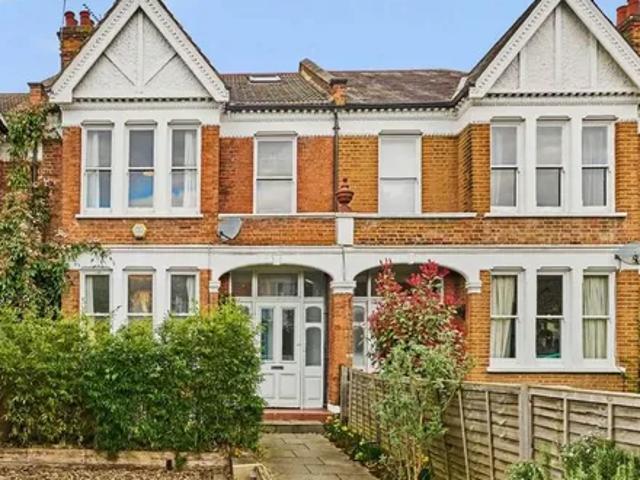 Valley Road, London, SW16 2TB, United Kingdom | 4 bed apartment for rent #167586725 | Rentberry