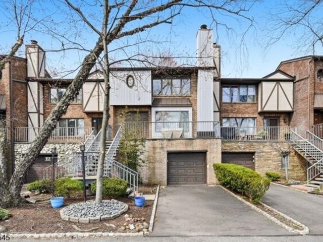 Valley Rd Apt E, Clifton, Home For Sale