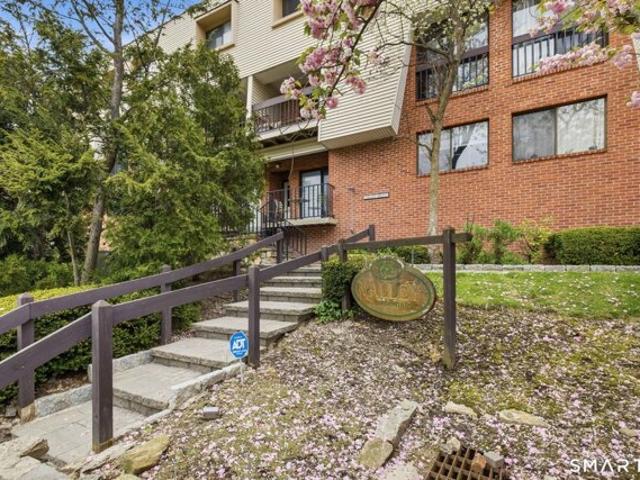 Valley Rd Apt,stamford, Home For Sale