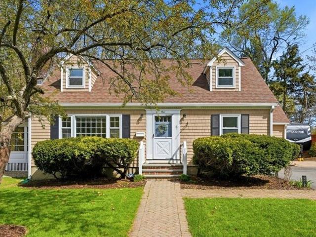 Valley Rd, Lexington, Home For Sale