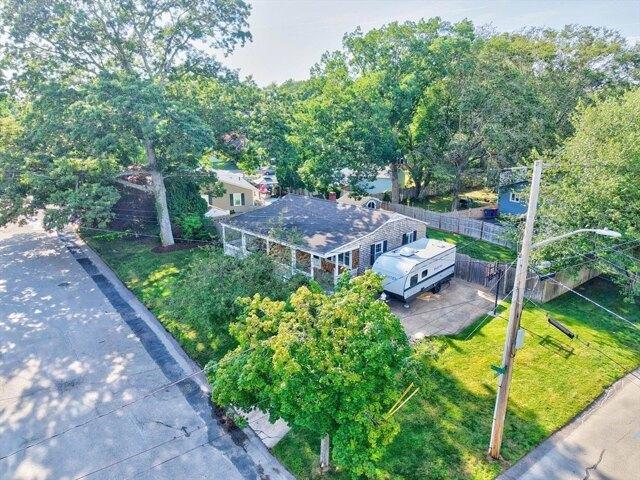 Valley Rd, New Bedford, Home For Sale