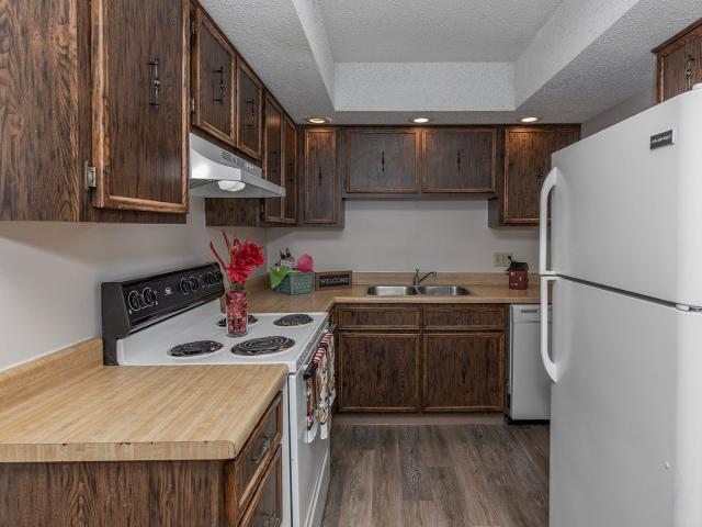 Valley View Apartments