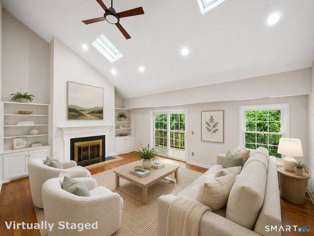 Valley View Rd Apt,norwalk, Home For Sale