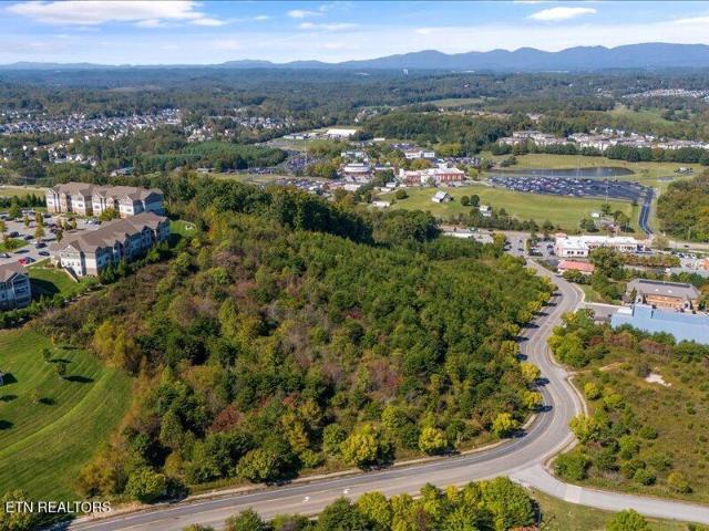 Valley Vista Rd, Knoxville, TN 37932