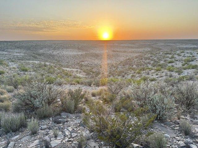 Valley Vw, Dryden, TX 78851
