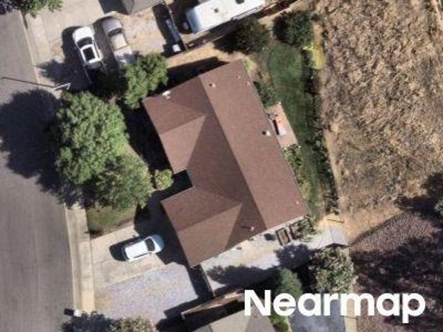 Valleybrook Dr