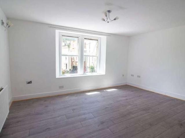 Vallis Way, Frome, BA11