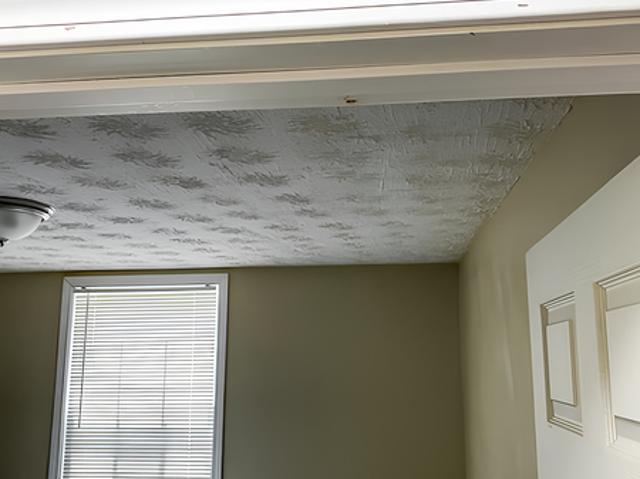 Valor Homes 100 LLC