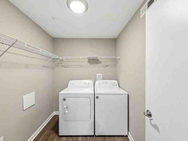 Valora at Homewood 1 Bedroom Apartment for Rent at 915 Valley Ridge Dr, Homewood, AL 35209