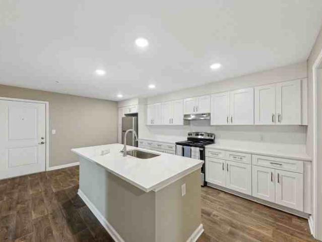 Valora at Homewood 2 Bedroom Apartment for Rent at 915 Valley Ridge Dr, Homewood, AL 35209