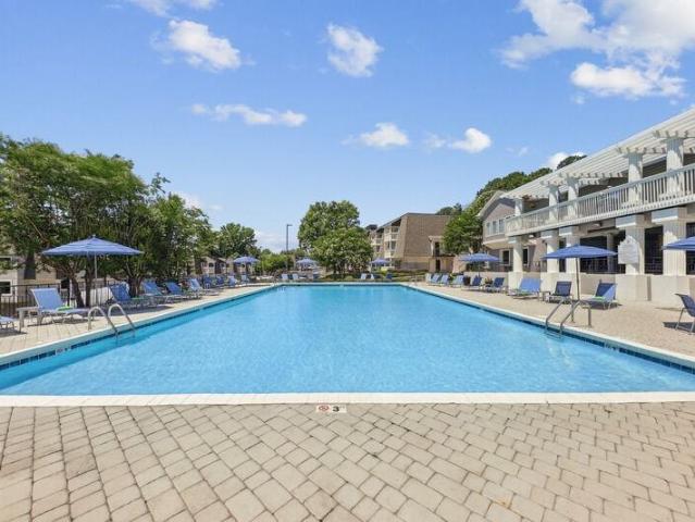 Valora at Homewood 2 Bedroom Apartment for Rent at 915 Valley Ridge Dr, Homewood, AL 35209