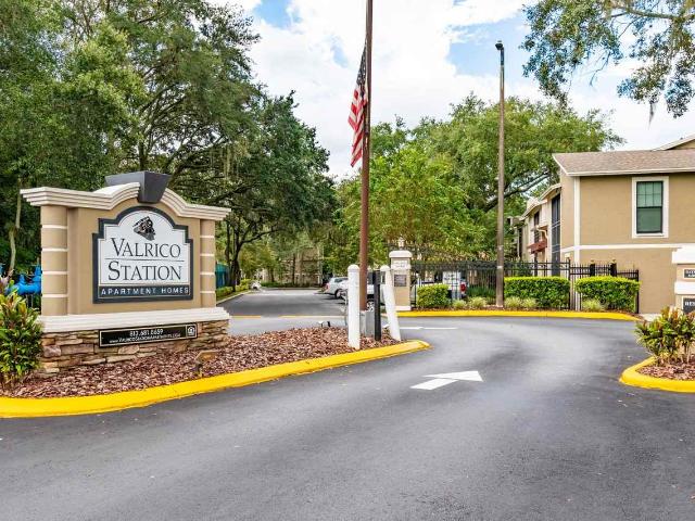 Valrico Station 1 Bedroom Apartment for Rent at 108 Valrico Station Rd, Valrico, FL 33594