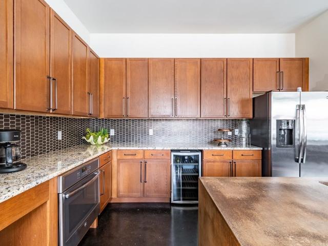 Valrico Station 1 Bedroom Apartment for Rent at 108 Valrico Station Rd, Valrico, FL 33594