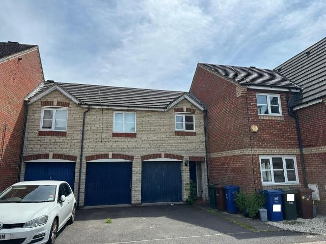 Varvain Close, Bicester OX26, 1 bed maisonette to rent, £1,250 pcm | PrimeLocation