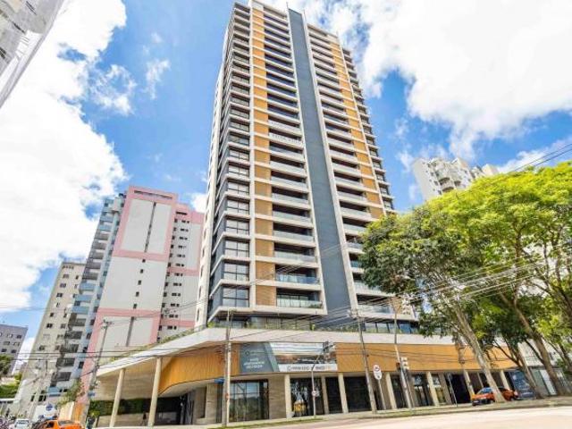 Varanda Barigui 3 dorm e Cobertura no Bigorrilho