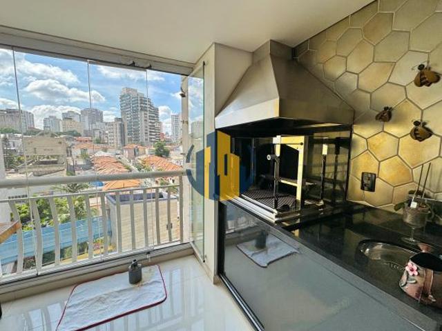 VARANDA GOURMET EM CONDOMÍNIO CLUBE