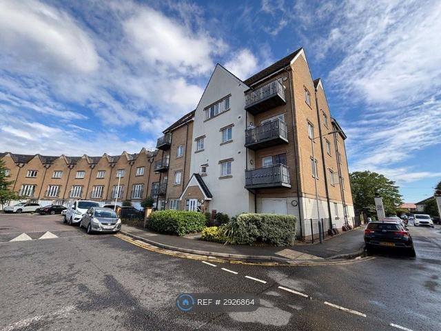 Varcoe Gardens, Hayes UB3, 1 bed flat to rent, £1,350 pcm | PrimeLocation