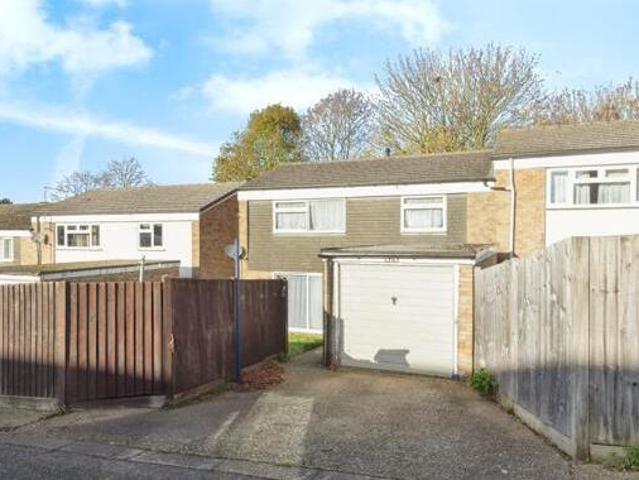 Vardon Road, Stevenage, 3 Bedroom End