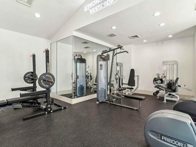 Varia at Oakcrest 1 Bedroom Apartment for Rent at 1310 Oakcrest Dr, Columbia, SC 29223