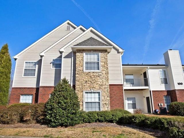 Varia at Oakcrest 3 Bedroom Apartment for Rent at 1310 Oakcrest Dr, Columbia, SC 29223