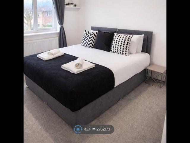 Varley Way, Mitcham CR4, 3 bed terraced house to rent, £5,500 pcm | PrimeLocation