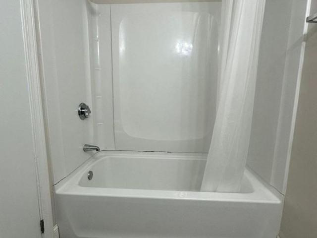 Varnum Apartments Studio Apartment for Rent at 887 Varnum Ave, Lowell, MA 01854 Pawtucketville