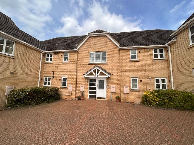 Varrier Jones Drive, Cambridge CB23, 2 bed flat to rent, £1,100 pcm | PrimeLocation