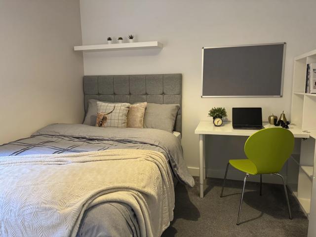Varsity Beeston Nottingham Student Accommodation | Amber