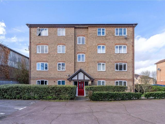 Varsity Drive, Twickenham TW1, 1 bed flat to rent, £1,600 pcm | PrimeLocation