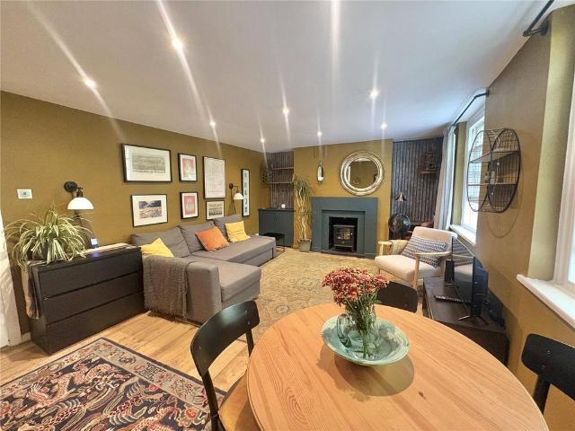 Vassal Road, London SW9 1 bed apartment to rent £2,000 pcm £462 pw