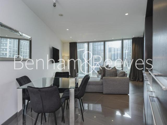 Vauxhall, The Tower SW8 Studio to rent £2,900 pcm £669 pw