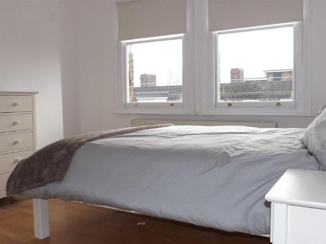 Vauxhall Walk, Vauxhall, London SE11, 1 bed flat to rent, £1,699 pcm | PrimeLocation