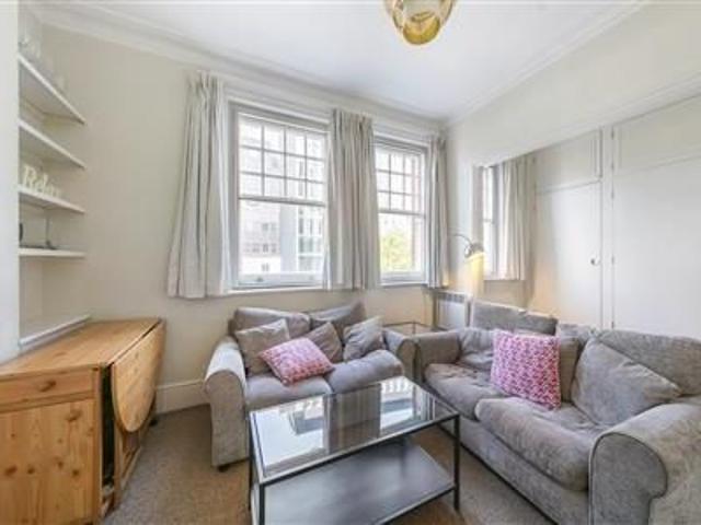 Vauxhall Bridge Road, SW1V