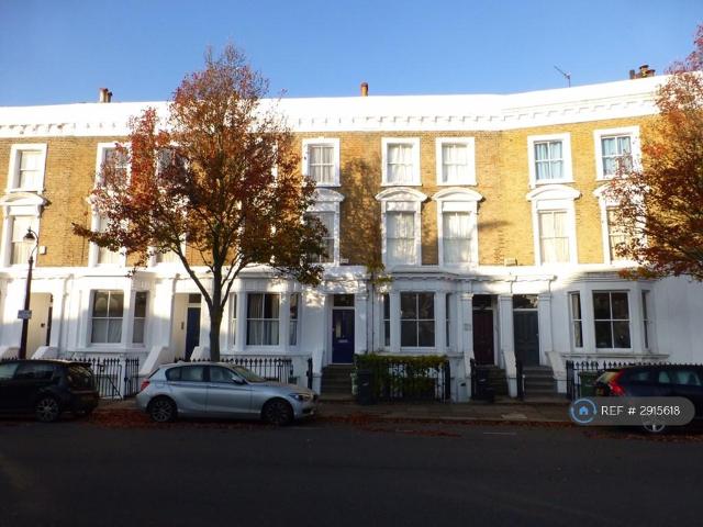 Vauxhall, London, SW8 2 bed flat to rent £2,300 pcm £531 pw