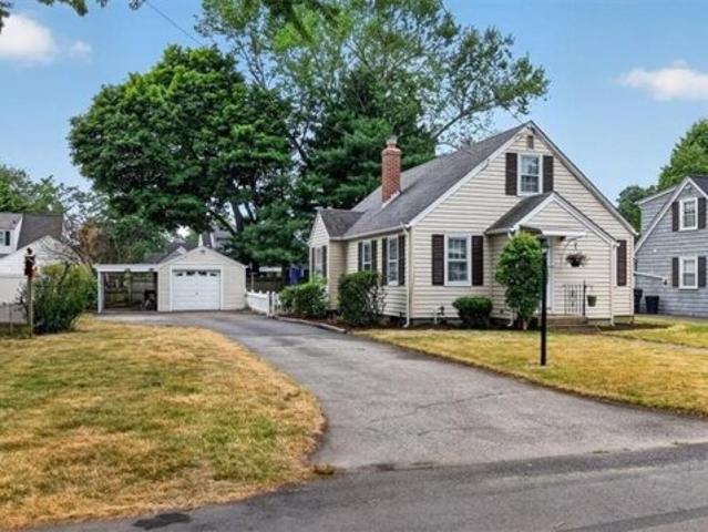 Vaughn Ave, Warwick, Home For Sale