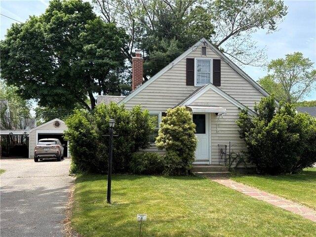 Vaughn Ave, Warwick, Home For Sale