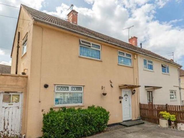 Vaughan Close, Bristol, 3 Bedroom Semi detached