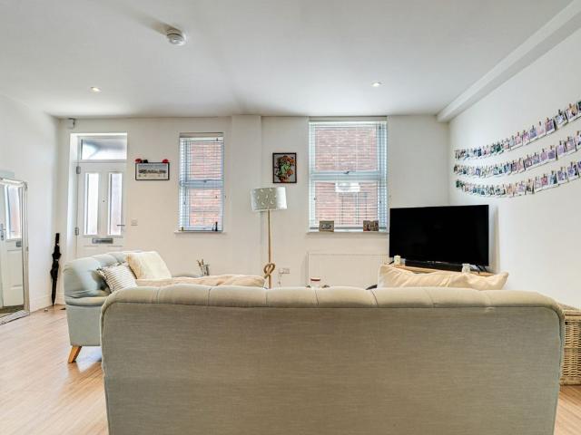 Vaughan Road, Harpenden, Harpenden, AL5 4EL