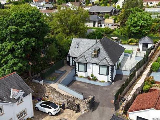Vaynor Lane, Cefn Coed, 4 Bedroom Detached